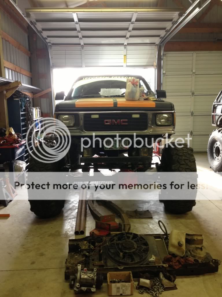 Tips on how to put a Ford d60 in a chevy front | Pirate 4x4